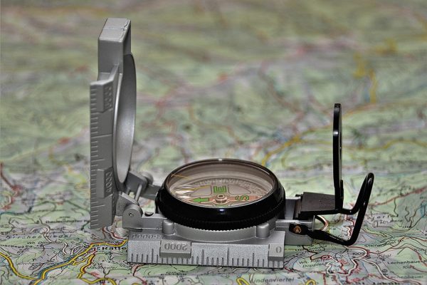 How to Choose a Compass: The Complete Guide